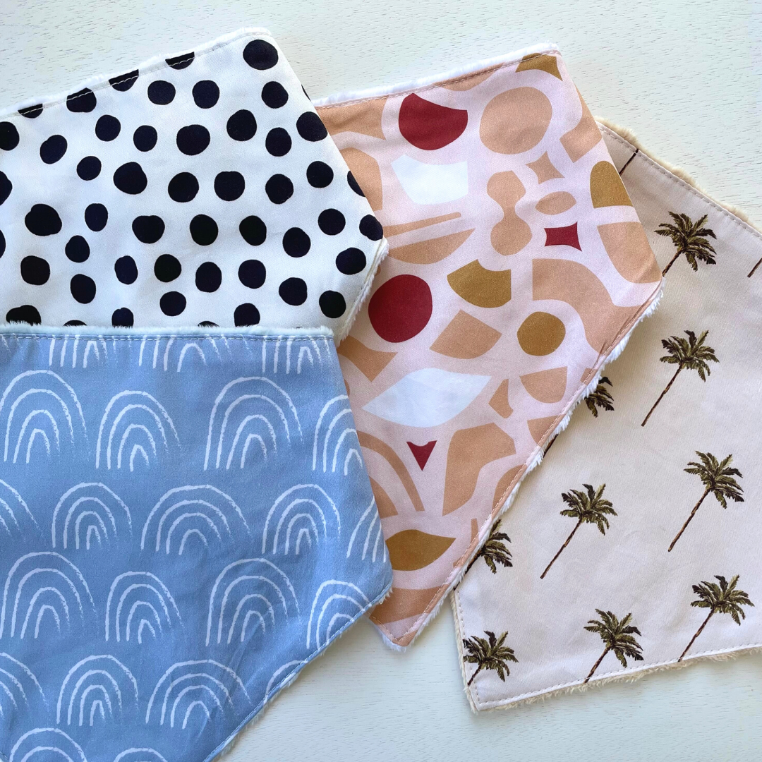 Dribble Bibs – Wriggle Crew